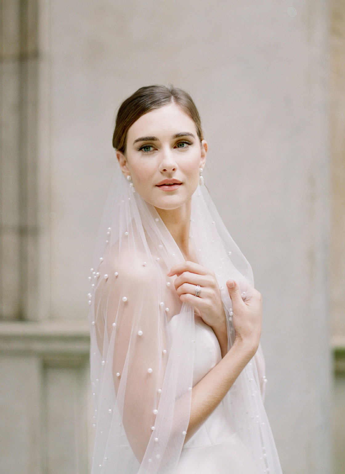 Swan House Wedding Editorial - TARA HODGES PHOTOGRAPHY